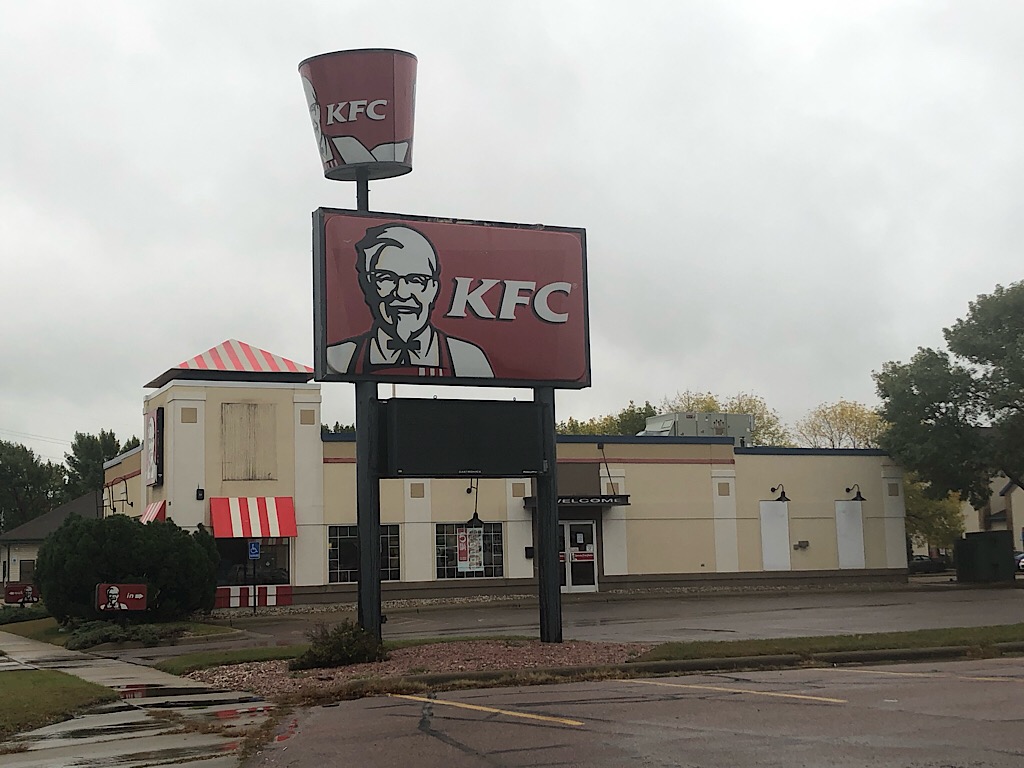 KFC on Kiwanis 'closed until further notice' - SiouxFalls.Business