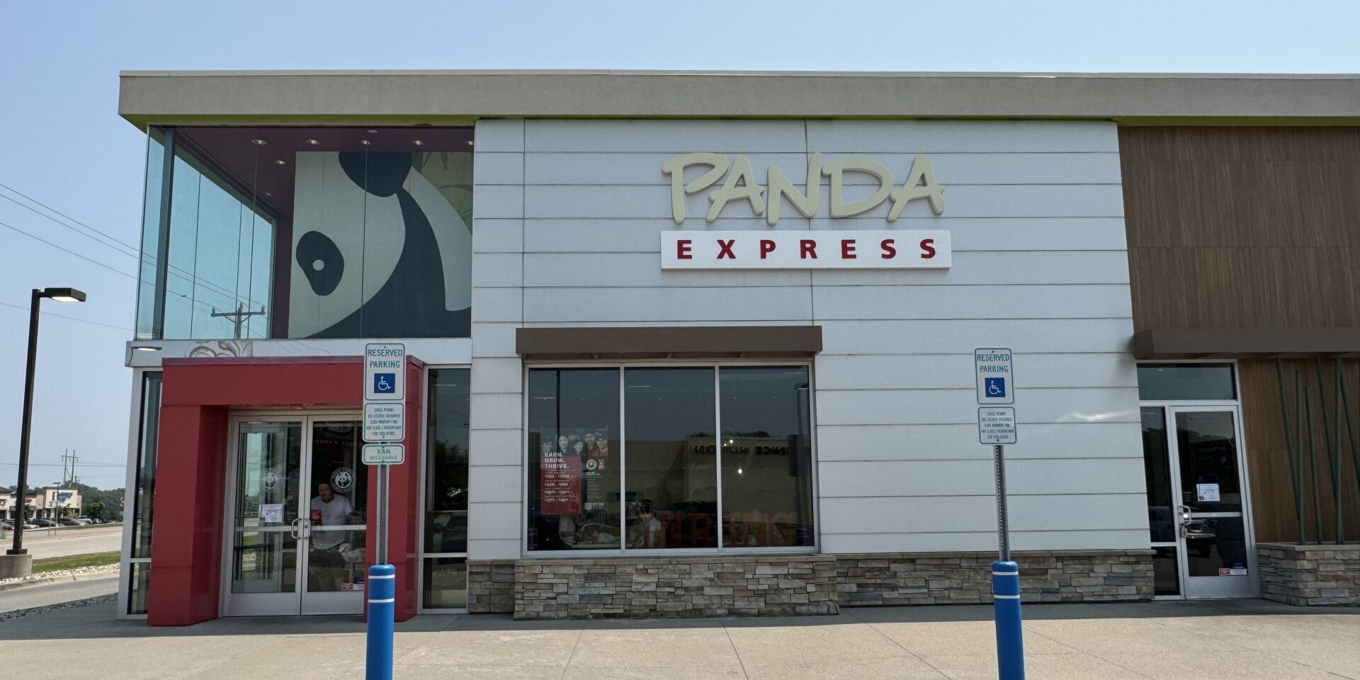 East-side Panda Express tries out late-night drive-thru hours ...